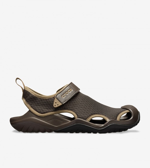 Crocs | Swiftwater Mesh Deck Velcro Closure Sandals | 6TH STREET.COM