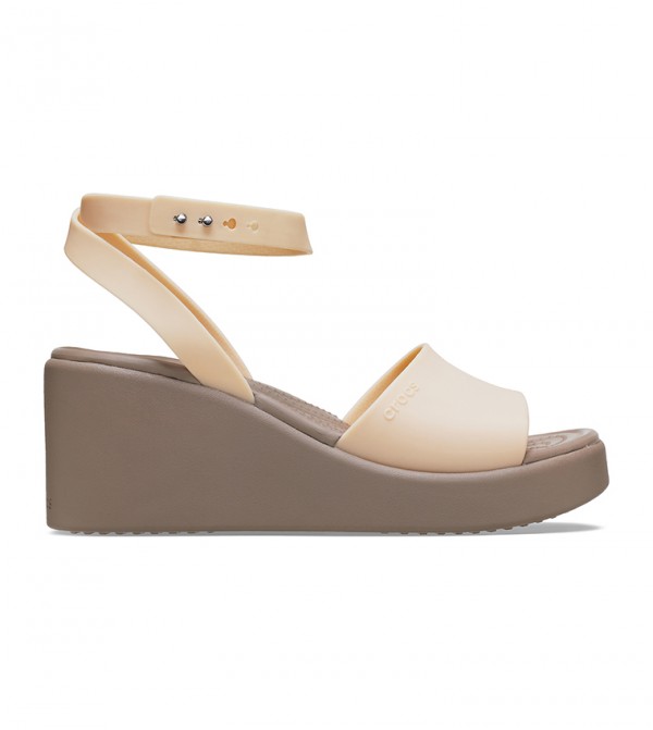 Crocs | Brooklyn Ankle Strap Wedge | Crocs